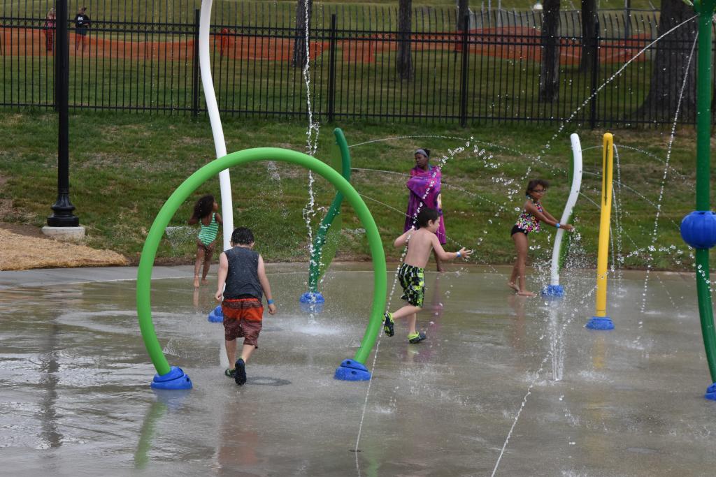 VORTEX Spray Loop - VOR 519 - Splashpad® Product.