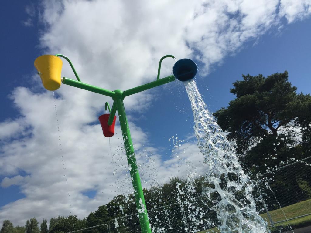 Water Park Bucket Dump | Vortex