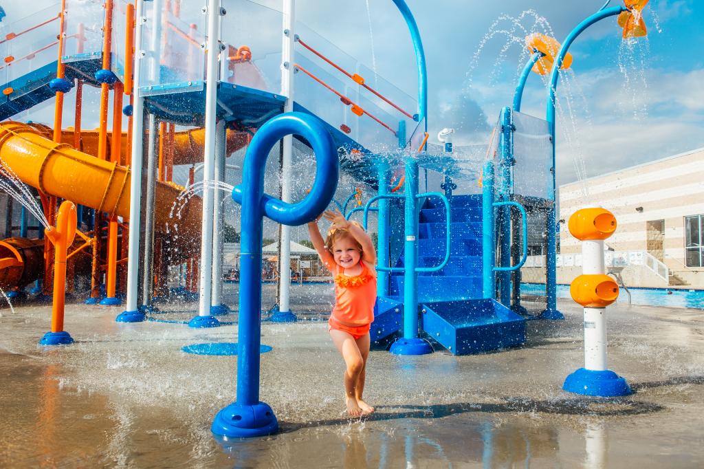 YWCA Sun ‘n Fun Center | Community Splashpad in Texas by Vortex