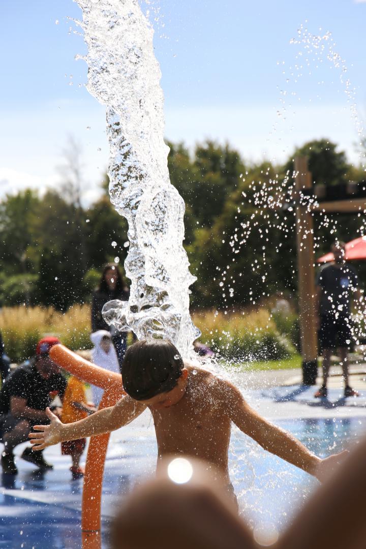 Water Park Bucket Dump | Vortex