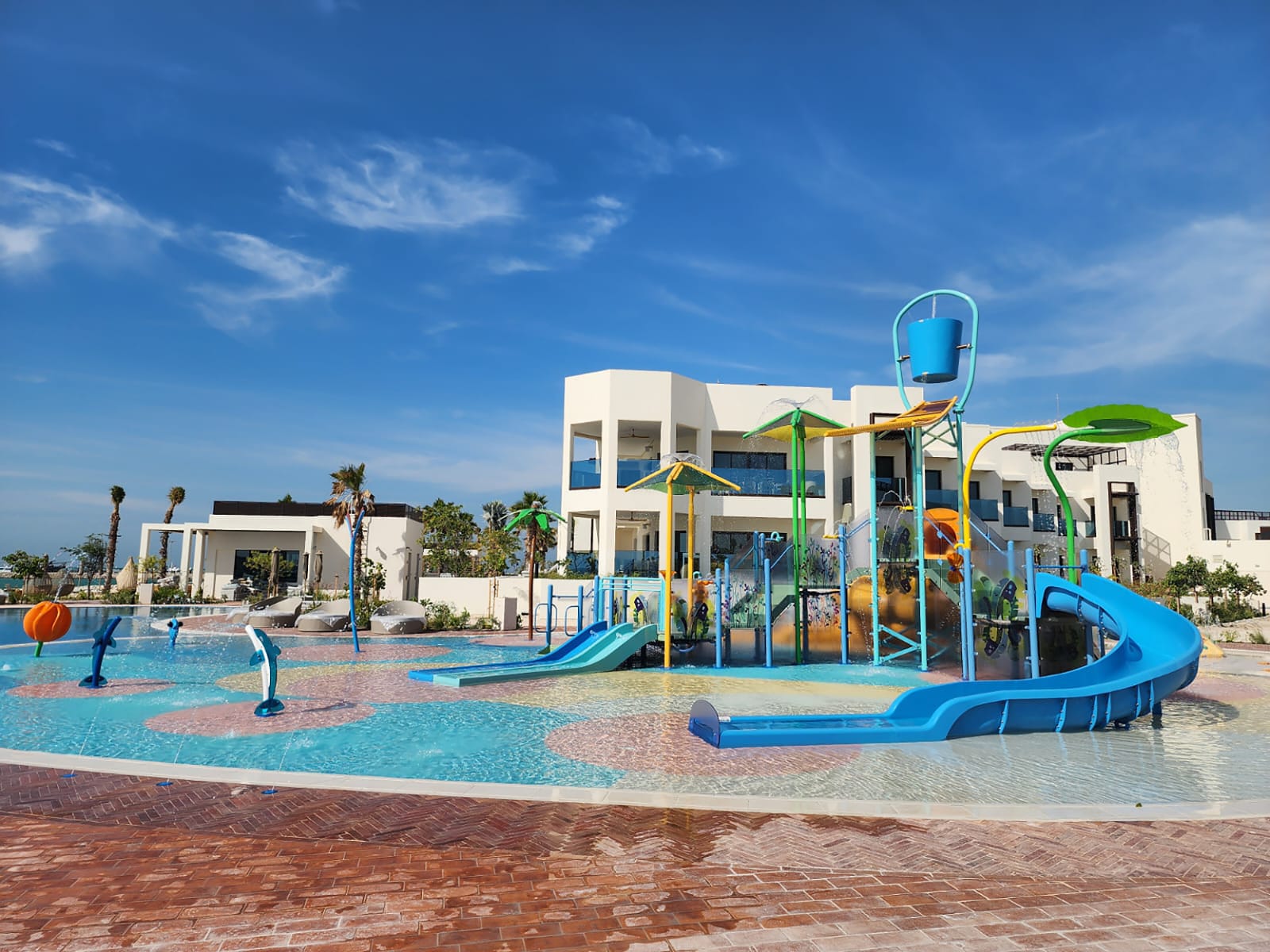 Bahrain Luxury Resort Includes Vortex Aquatic Play Zone